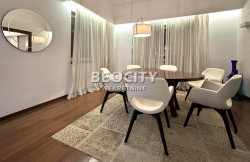 Vračar, Kalenić pijaca, , 4.0, 240m2, 2500EUR