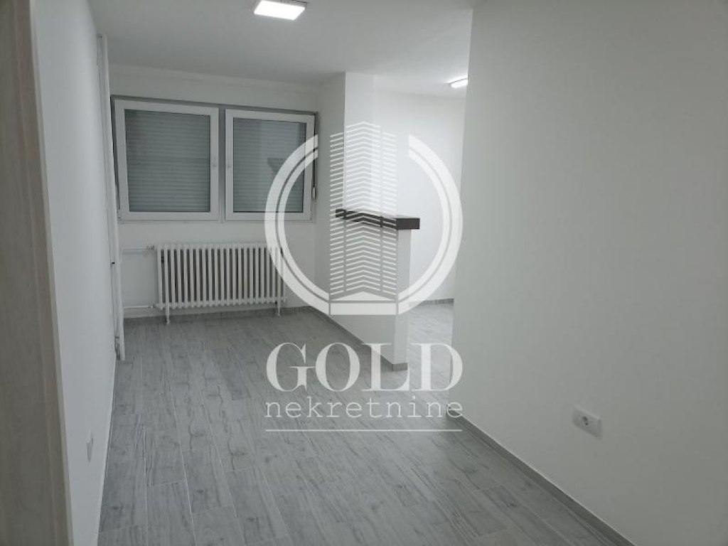 Prodajemo 2. 5 stan, Novi Sad, Detelinara, 58m2, 133900e ID#6384