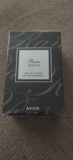 Avon rare onyx parfem