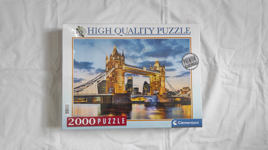 Clementoni puzzle / slagalica 2000 delova NOVO