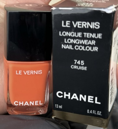 Chanel lak za nokte original