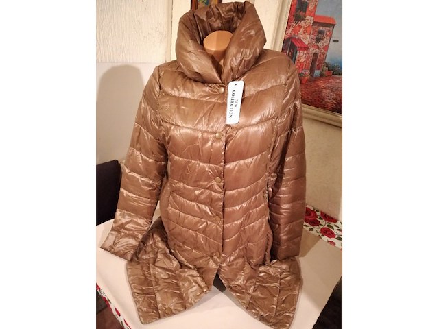 Nova zenska zimska jakna poznate marke Esmara Braon L