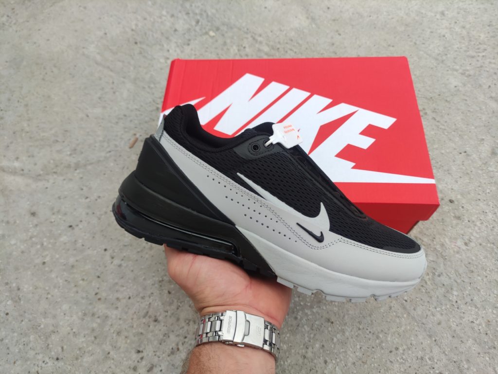 Nike Air Max Pulse