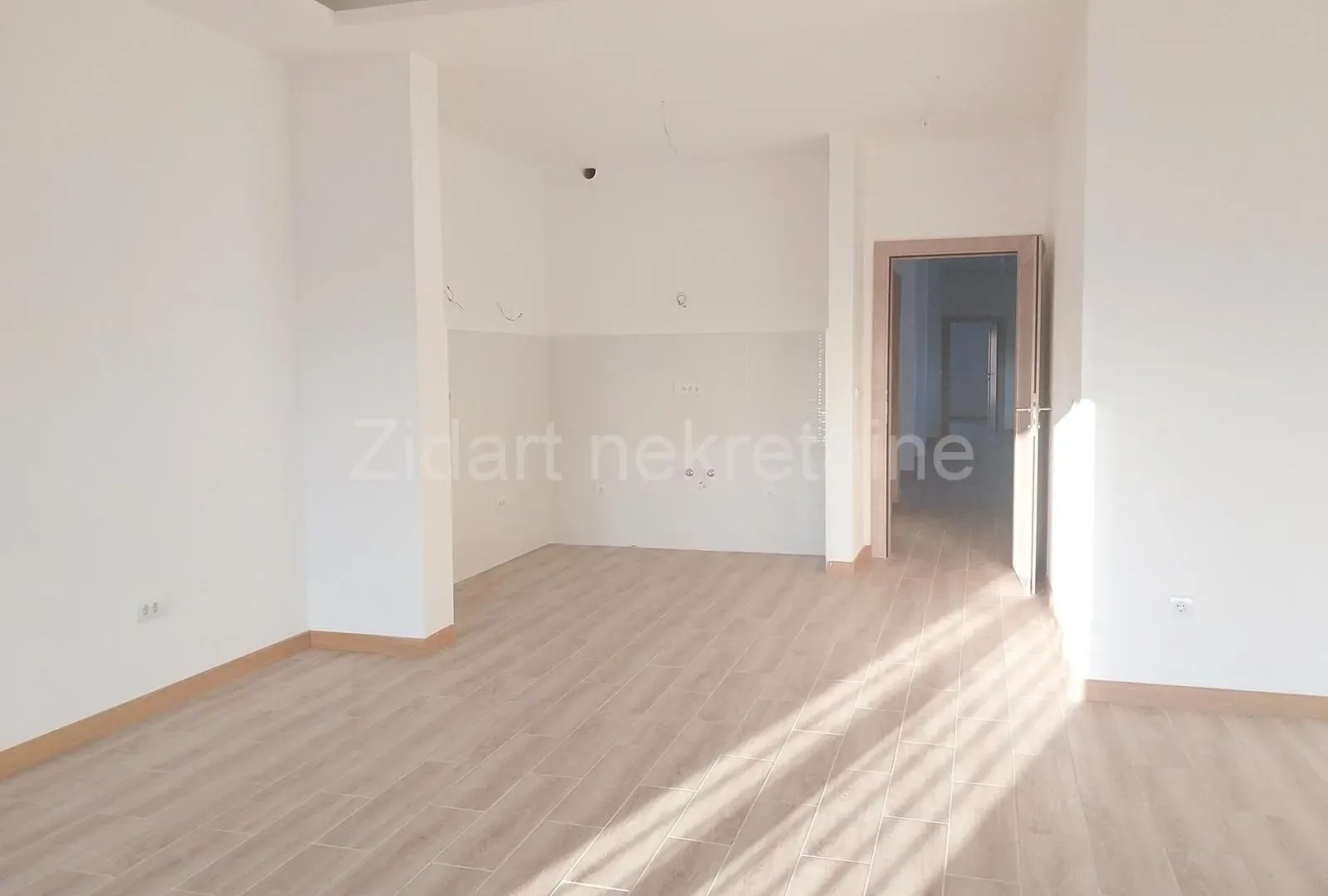 Prodaja, stan, 130m2, Jajinci, Voždovac, Beograd