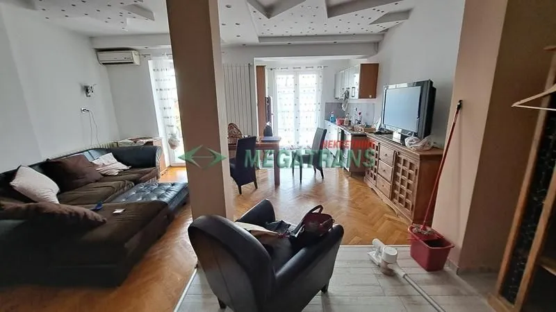 Prodaja, trosoban stan, 104m2, Centar, Novi Sad