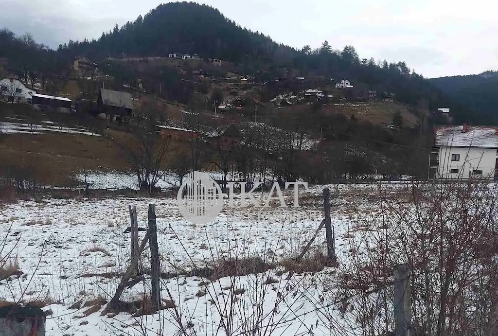 Prodaja, zemljište, 2600m2, Tara