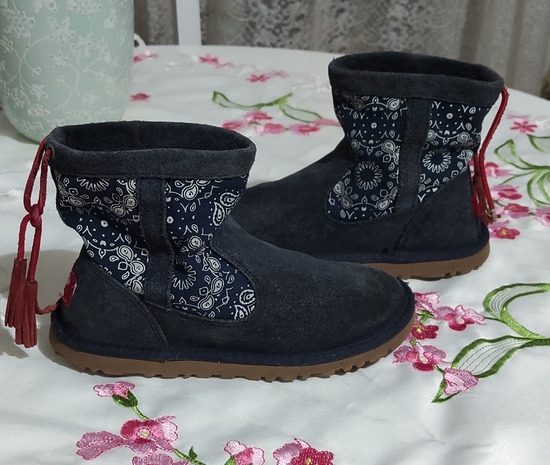 UGG cizme za devojcice 30