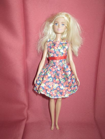 LUTKA BARBIE MATTEL 2015 god.