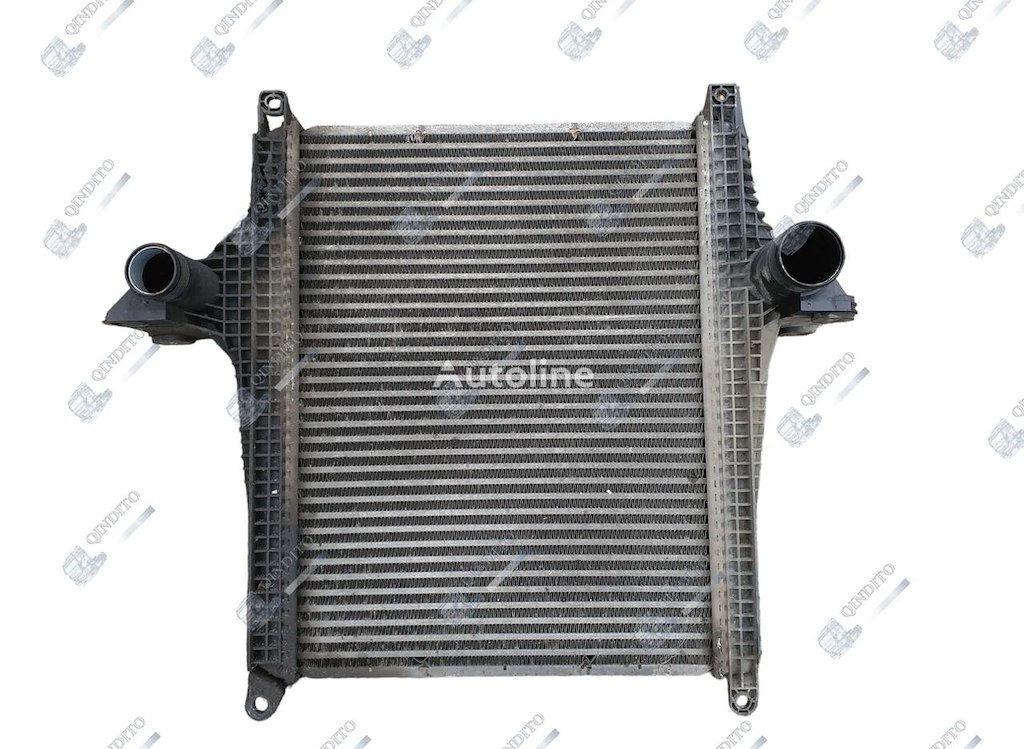 Behr CIECZY INTERCOOLER MAN TGL TGM 81061006556 radijator za hlađenje motora za tegljača