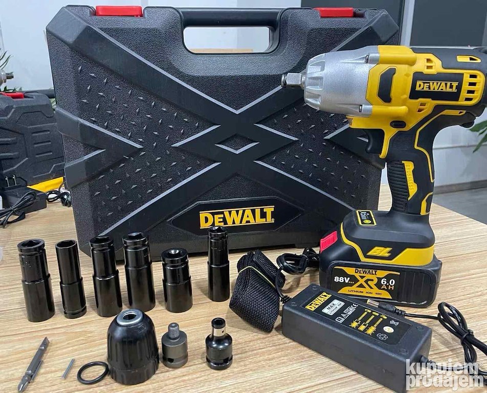 Dewalt Aku odvijac za tockove + 2 baterije Profi - Dewalt Aku odvijac za tockove + 2 baterije Profi