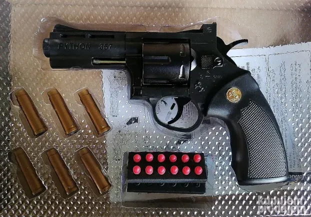 Metalni pištolj revolver sa EVA metkićima 16cm - Metalni pištolj revolver sa EVA metkićima 16cm