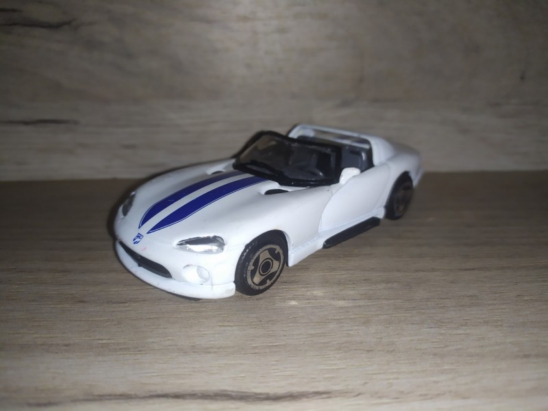 Burago Dodge Viper RT/10 1/43