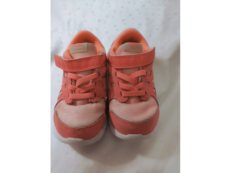 NIKE ORIGINAL ROZE 24-25 BROJ 14 GAZIŠTE LAGANE UDOBNE