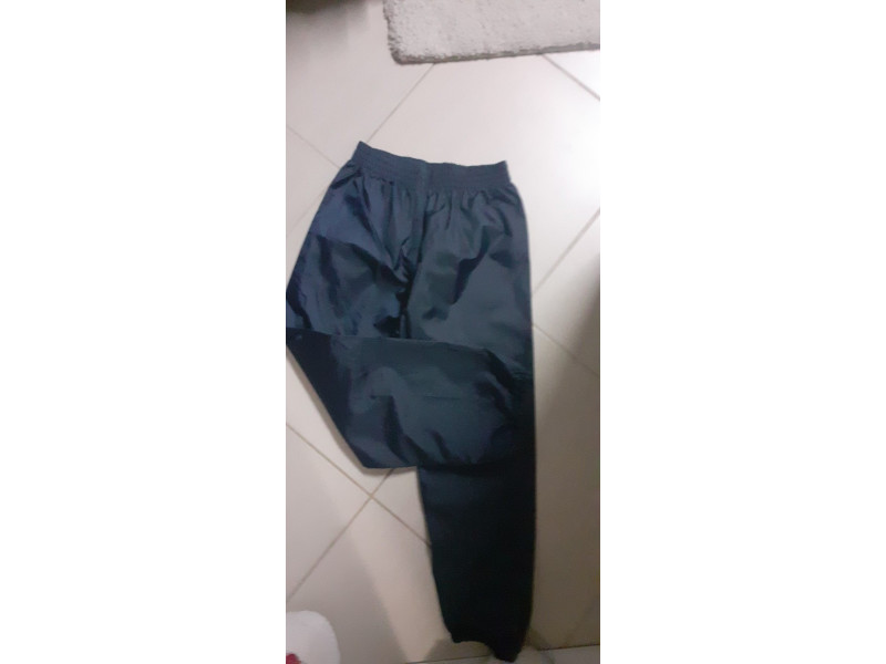 P91 suskave pantalone za kisu vel 5