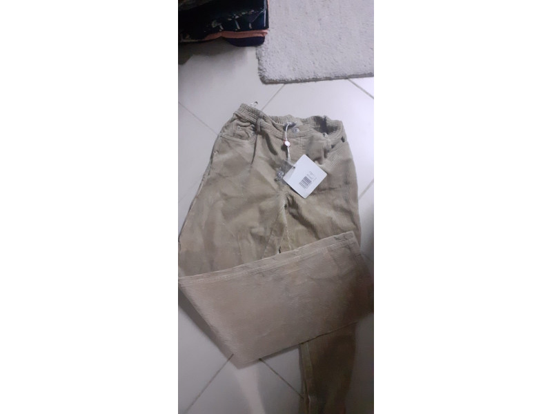 P95 NOVO pantalone chicco vel 10