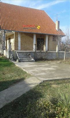 Kuća u Petrovcu 240mkv