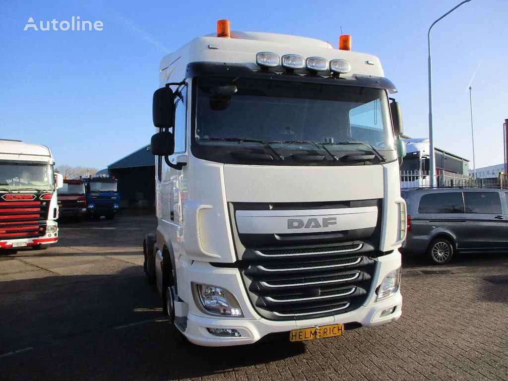 DAF XF 440 XF 440 EURO 6 SPACECAB !!! 590.594 KM !!! ORIGINAL HOLLAN tegljač