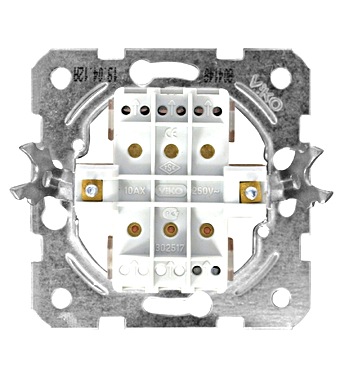 Uložak trostrukog prekidača, na šraf
3 radna (N/O) kontakta i 1 zajednički priključak faznog provodnika. Nazivna struja: 10A, nazivni napon: 250V AC