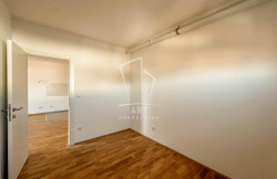 Prodajem Stan-Apartman, Voždovac, Beograd, €174.000