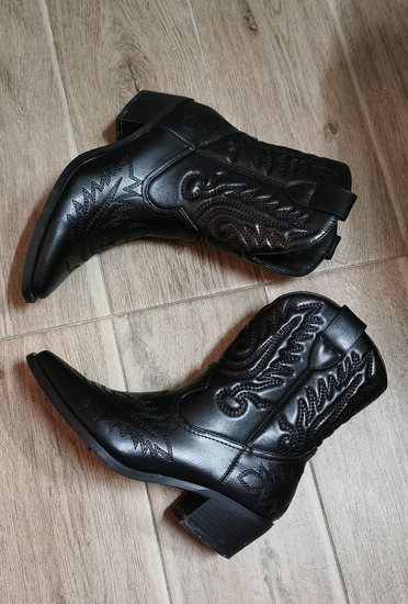 SADA 2000 *** Cowboy boots