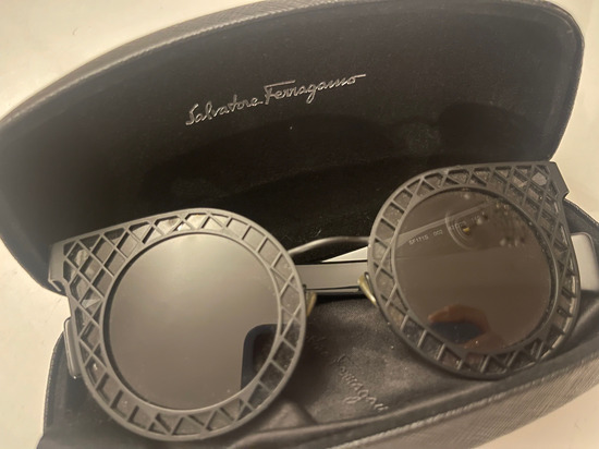 Naocare SALVATORE FERRAGAMO kao NOVE original