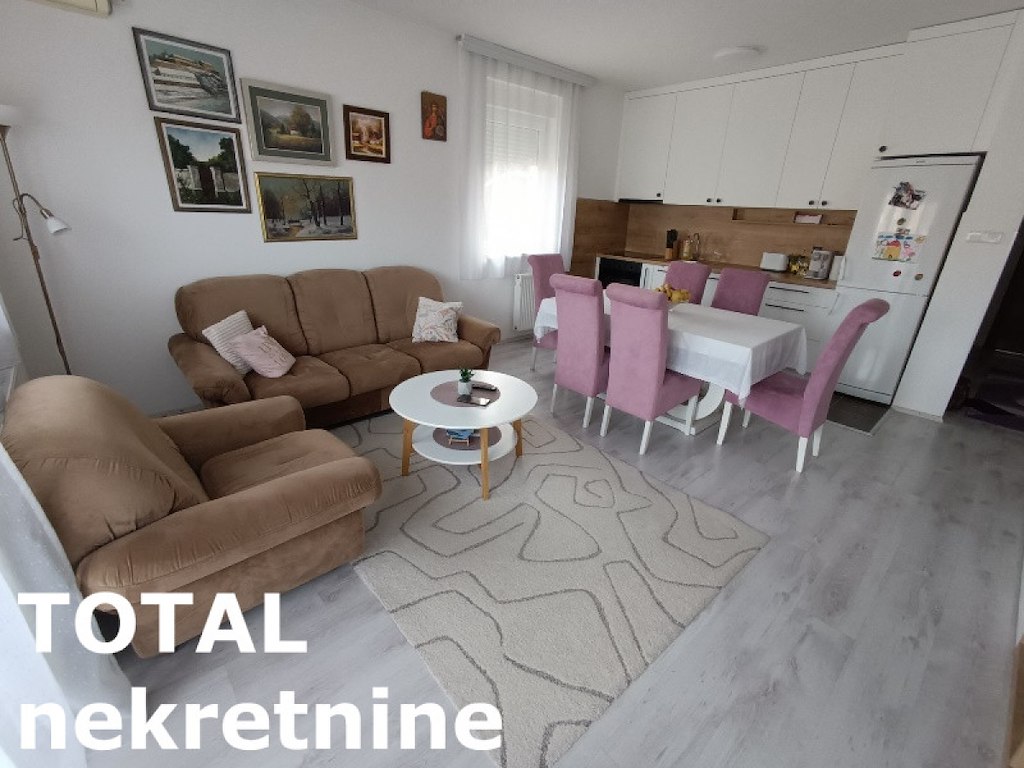 3 Trosoban stan NOVI SAD, 135960€