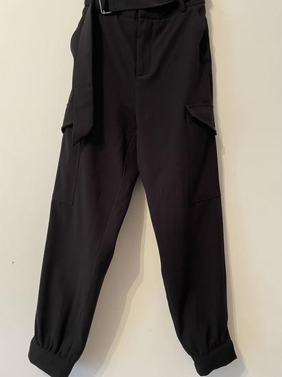 Zara pantalone