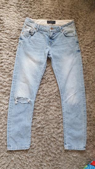 Zara jeans