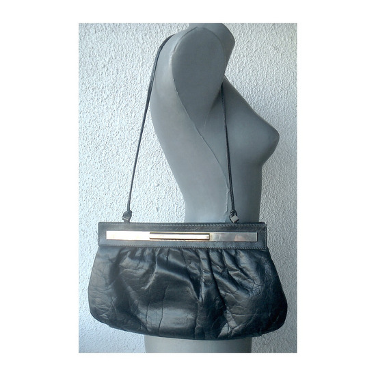 crna manja kožna torba vintage