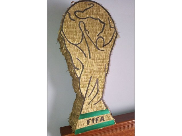 FIFA trofej, pinjata