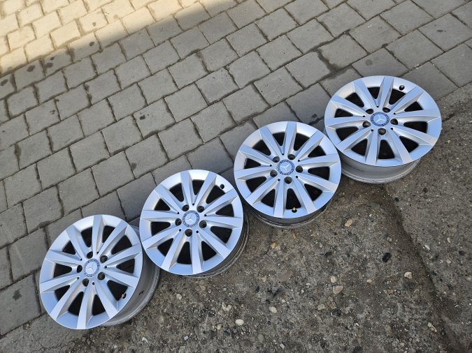 Aluminijumska felna 6.5J x R16 ET -40