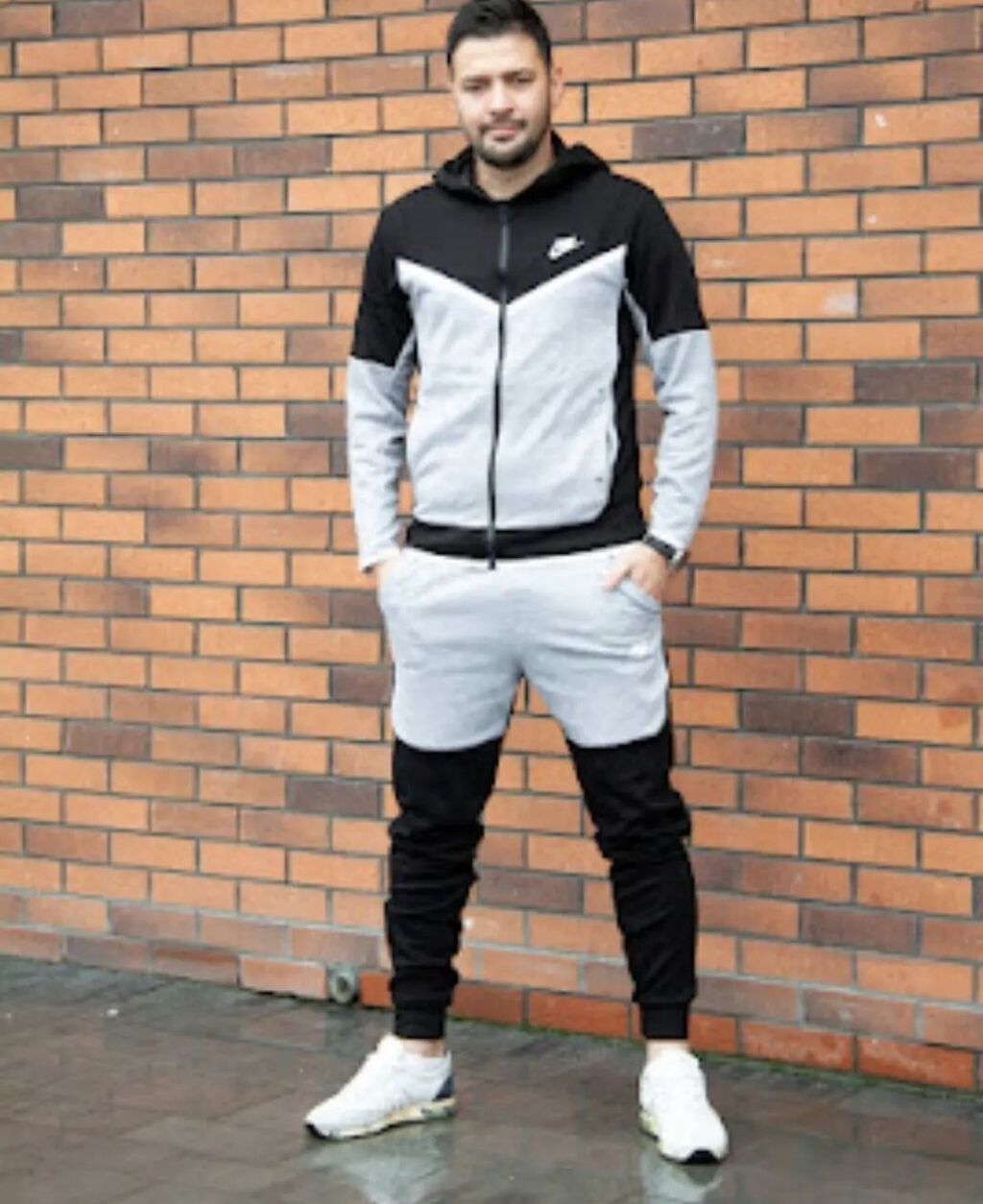 Nike Tech Fleece, komplet. Materijal  pamuk double face Veličine na