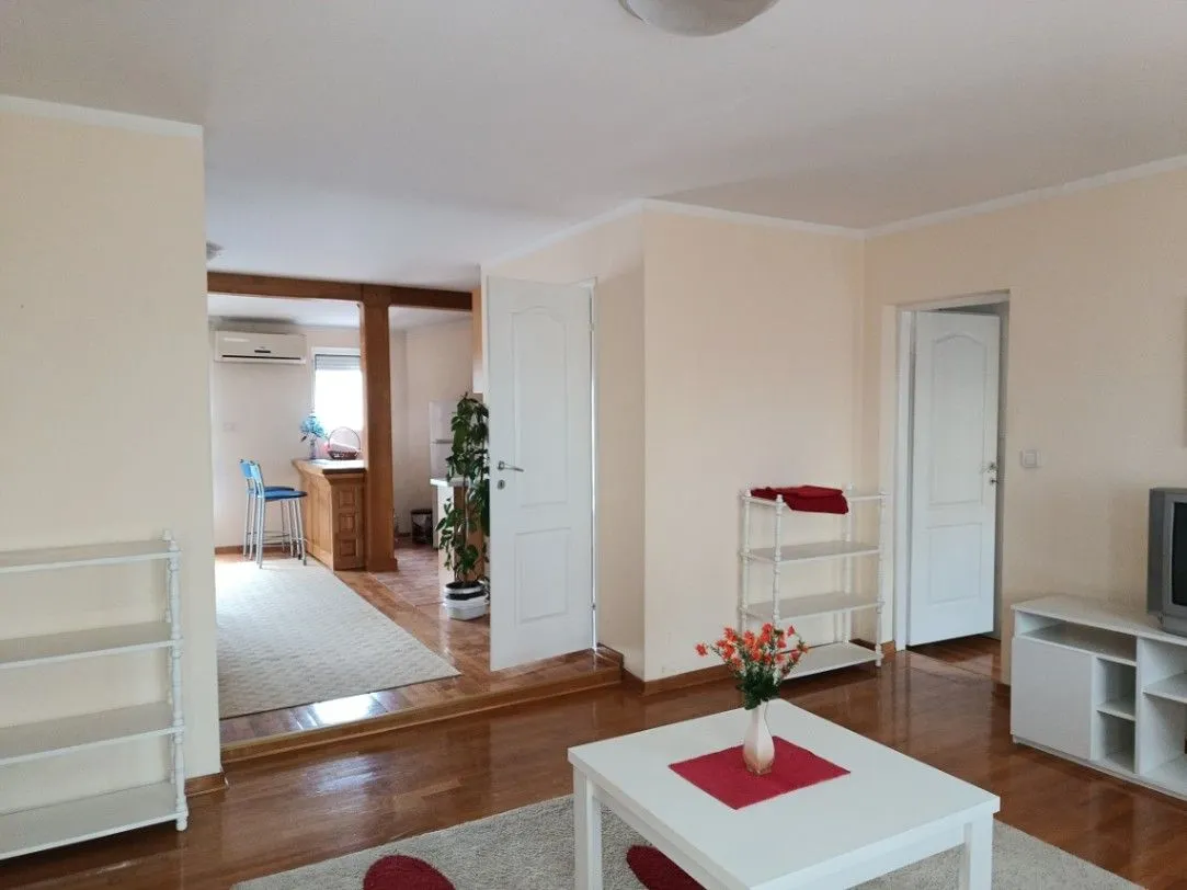Prodaja, trosoban stan, 85m², Vračar Hram, Vračar Sve Podlokacije