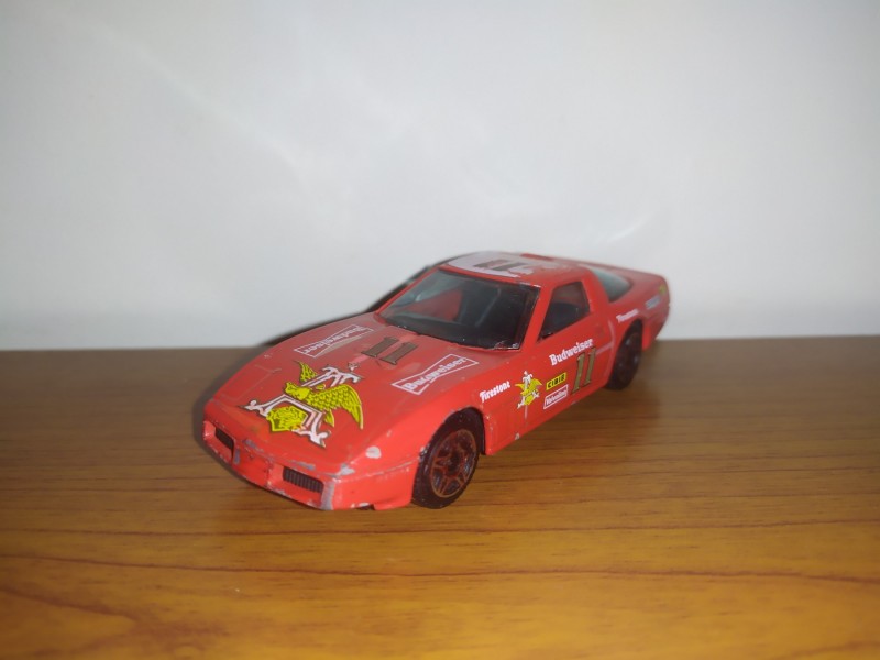 Burago Chevrolet Corvette 1:43