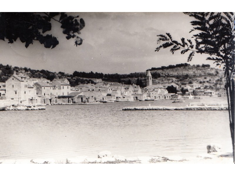 PRVIĆ LUKA