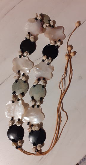 Vintage pojas od skoljki i drvenih perli