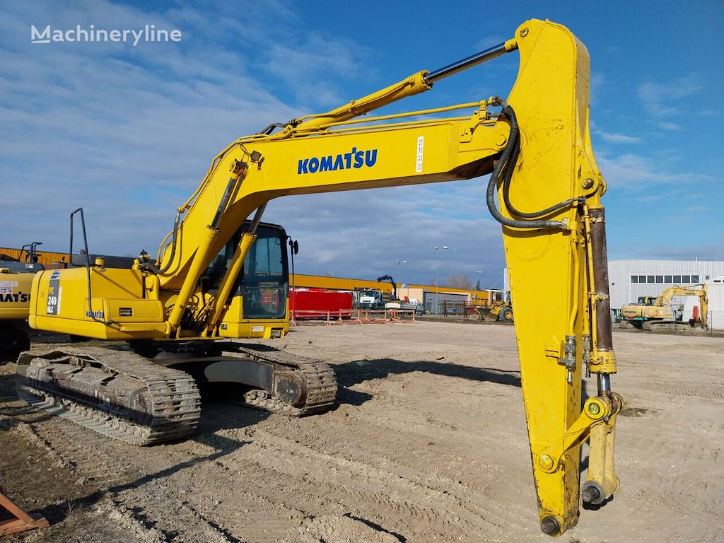 Komatsu PC240NLC-7K bager guseničar