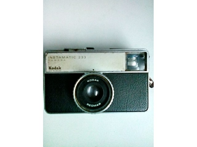 Kamera Kodak Instamatic 233