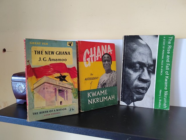 Gana, Istorija, Kwame Nkrumah, 3 knjige