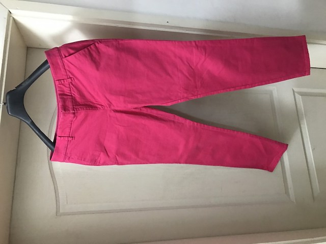 PantaloneTommy Hilfiger br 6 roze platnene sa elastinom