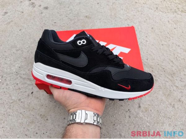 Nike Air Max 1 Mini Swoosh Bred