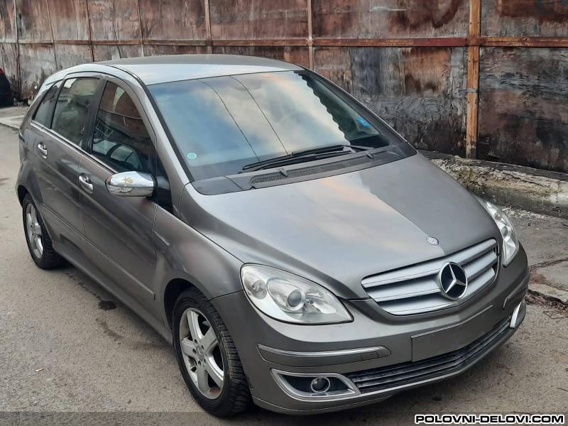 Mercedes B Kompletan Auto U Delovima