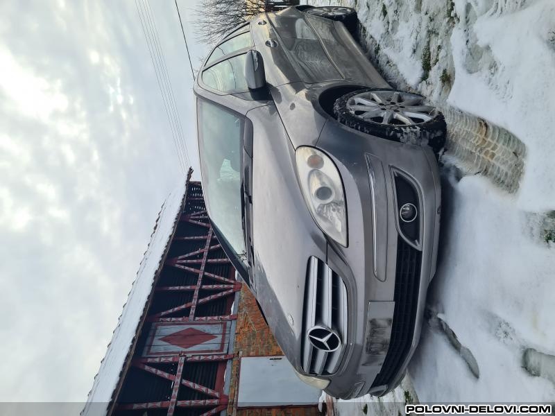 Mercedes B Kompletan Auto U Delovima