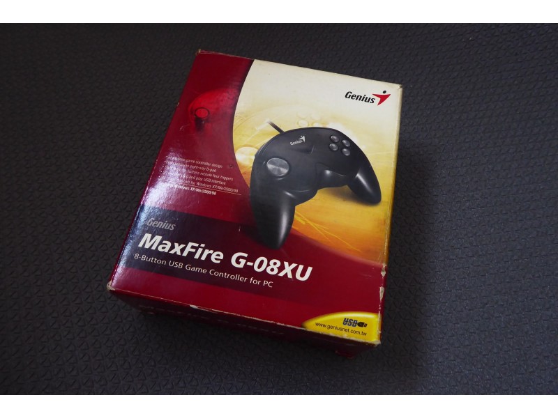 Genius MaxFire G-08XU / USB GamePad džojstik kontroler