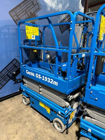 Genie GS-1932m Micro Electric Scissor Lift
Genie GS1932m E-Drive