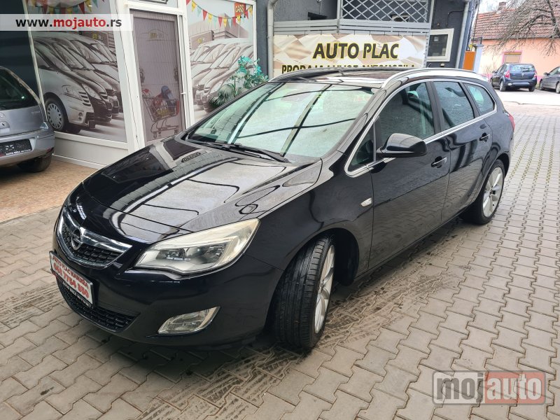 Opel Astra 1.7 CDTI Cossmo