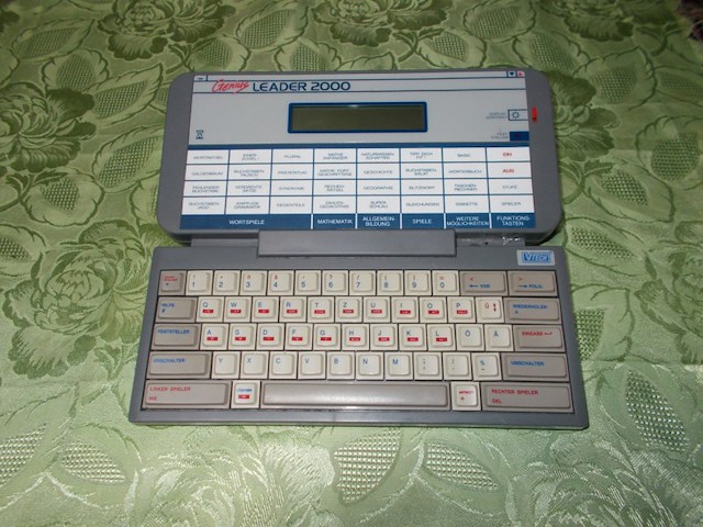 VTech Genius Leader 2000 - edukativni racunar iz 1992 g