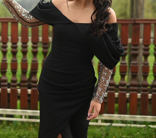 Svečana crna haljina