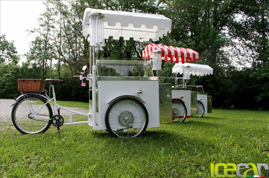 Bicikli retro i savrmenog izgleda za prodaju slado