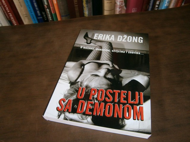 Erika Dzong - U postelji sa demonom